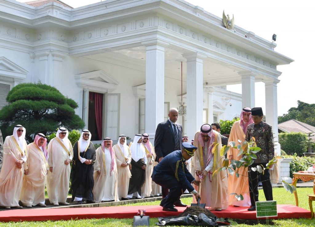 Penanaman Pohon Oleh Raja Salman, Simbol Persahabatan Indonesia – Arab ...